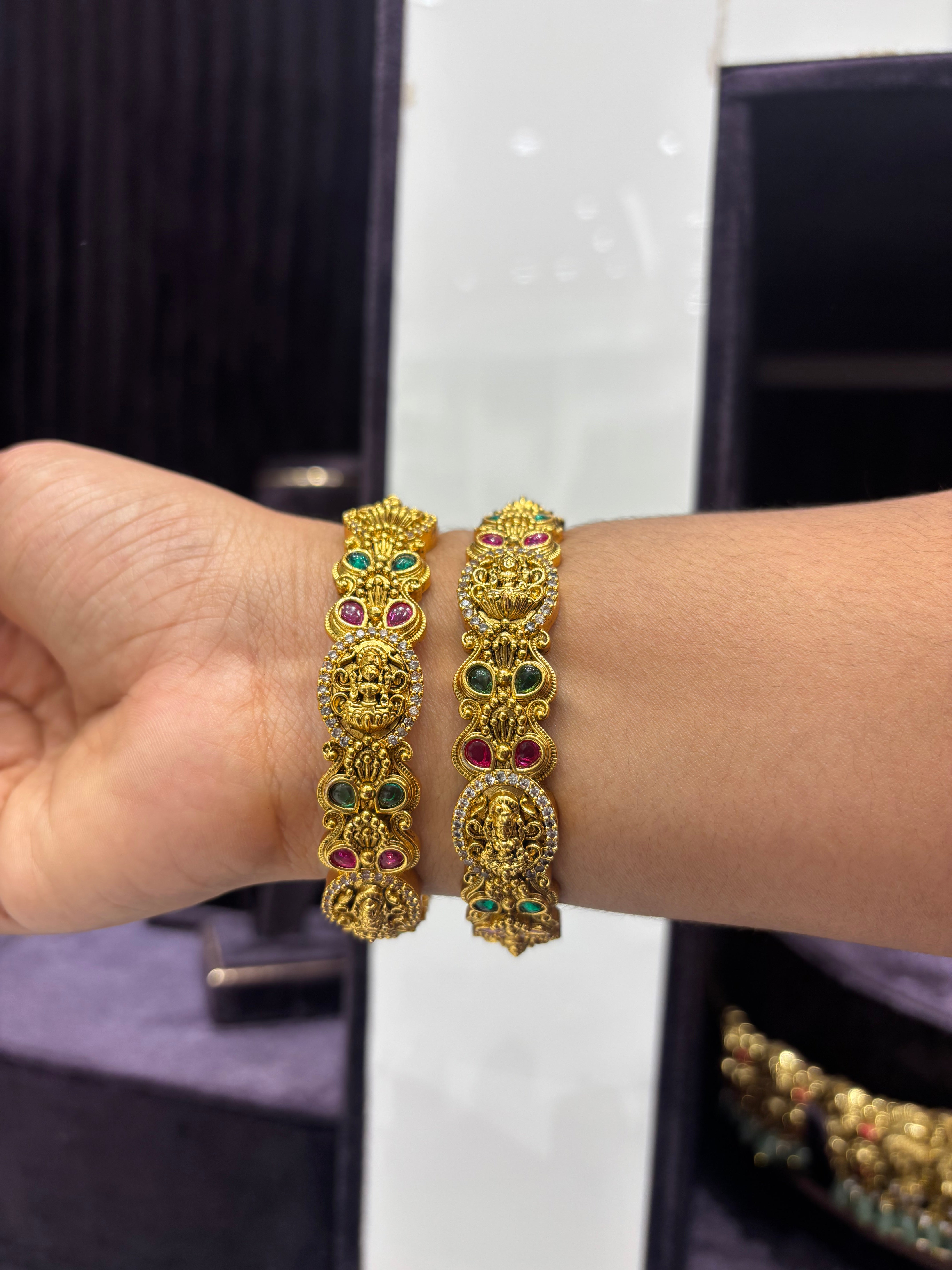 Nakshi Bangles – Sujatha Gold Covering Works