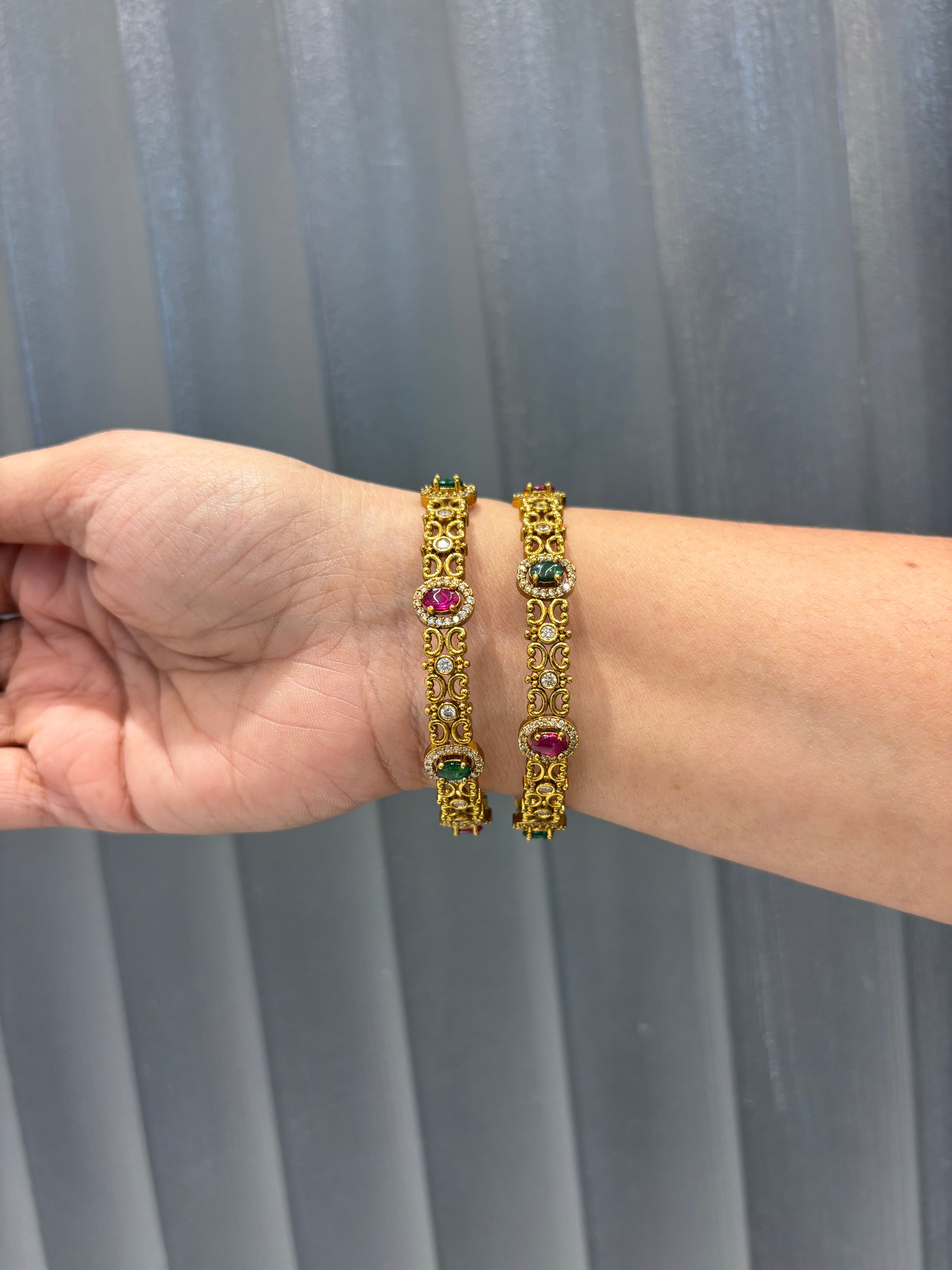Nakshi Bangles – Sujatha Gold Covering Works
