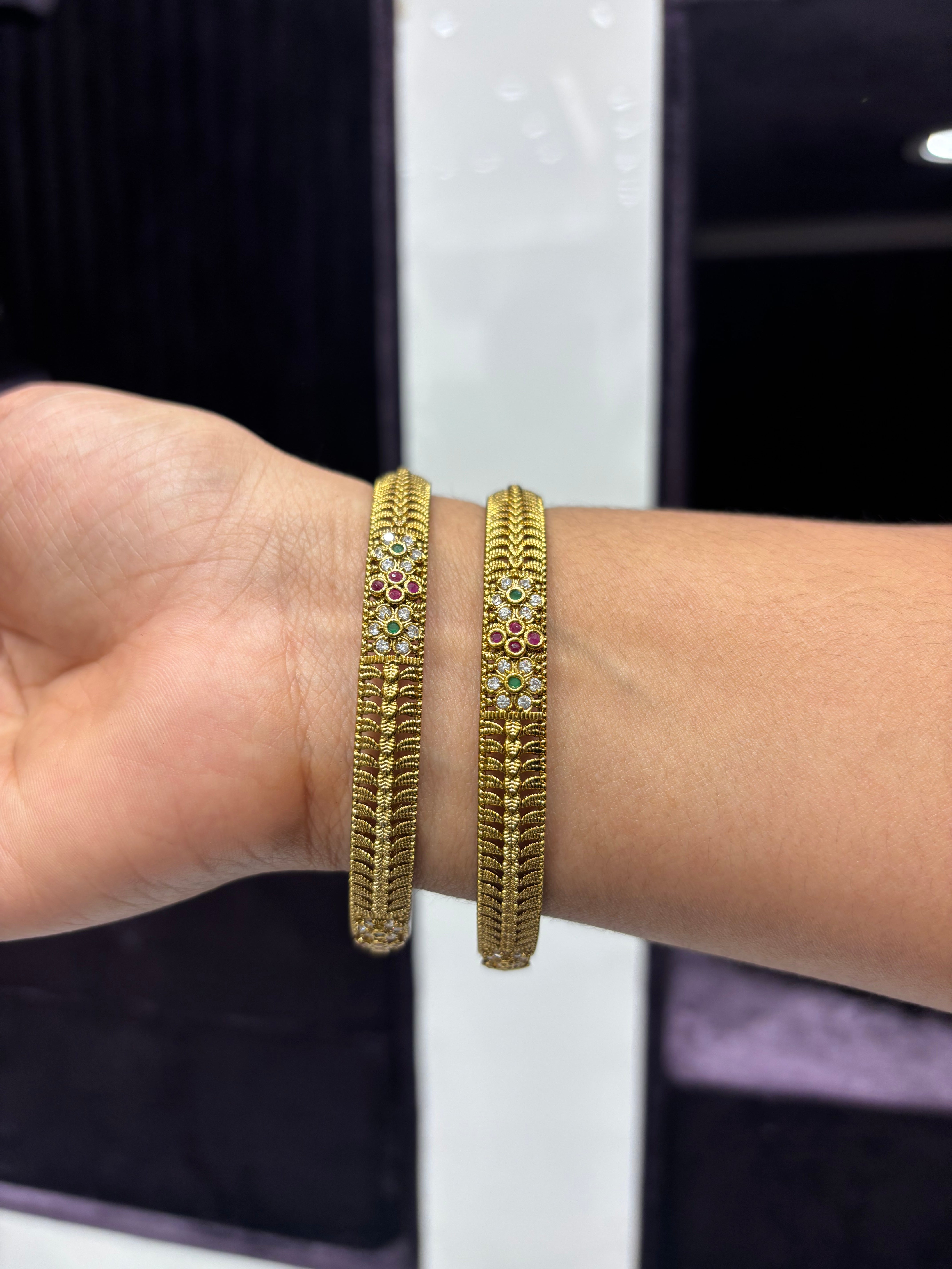 Nakshi Bangles – Sujatha Gold Covering Works