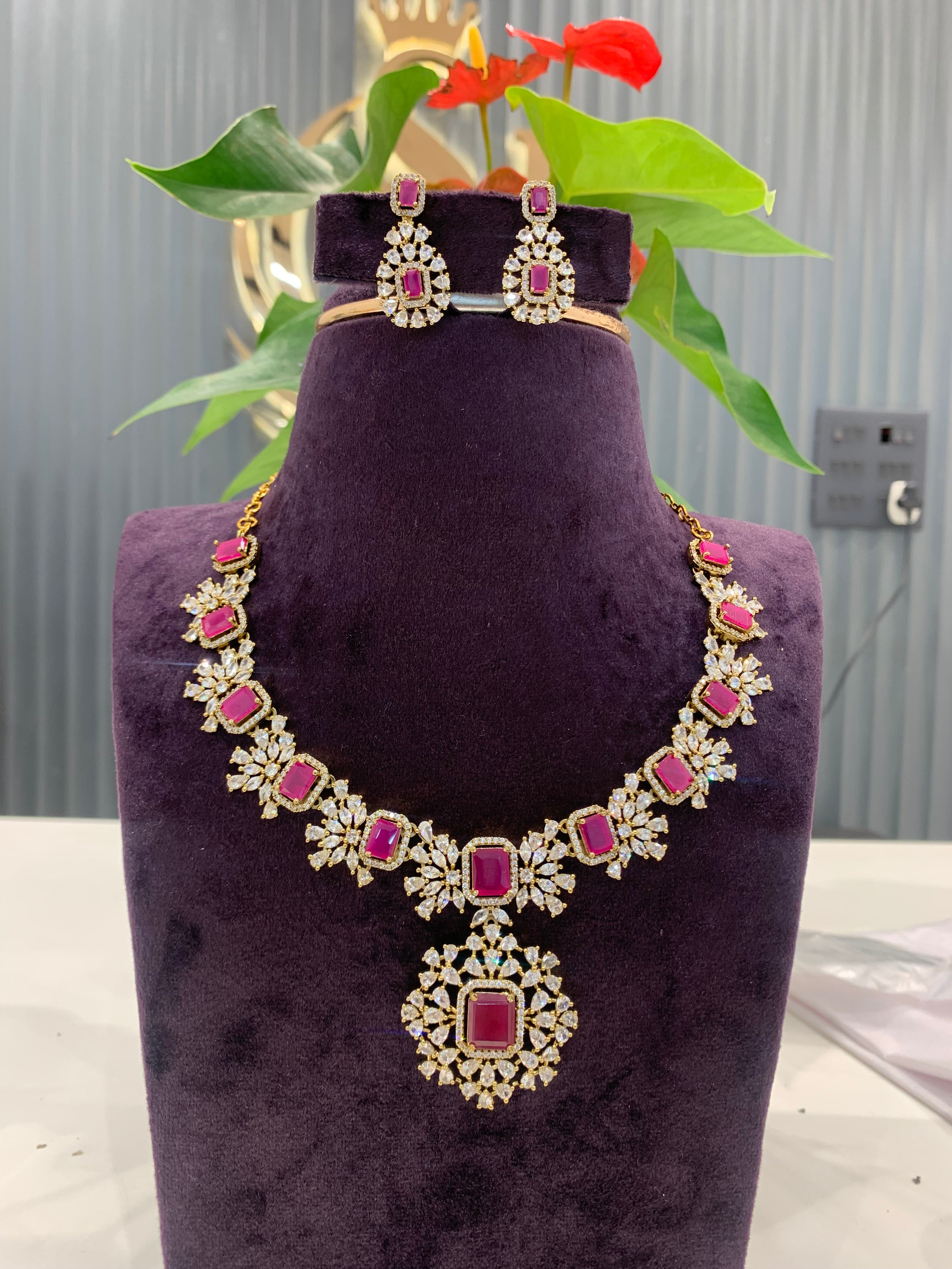 Beautiful ruby stone necklace – Sujatha Gold Covering Works