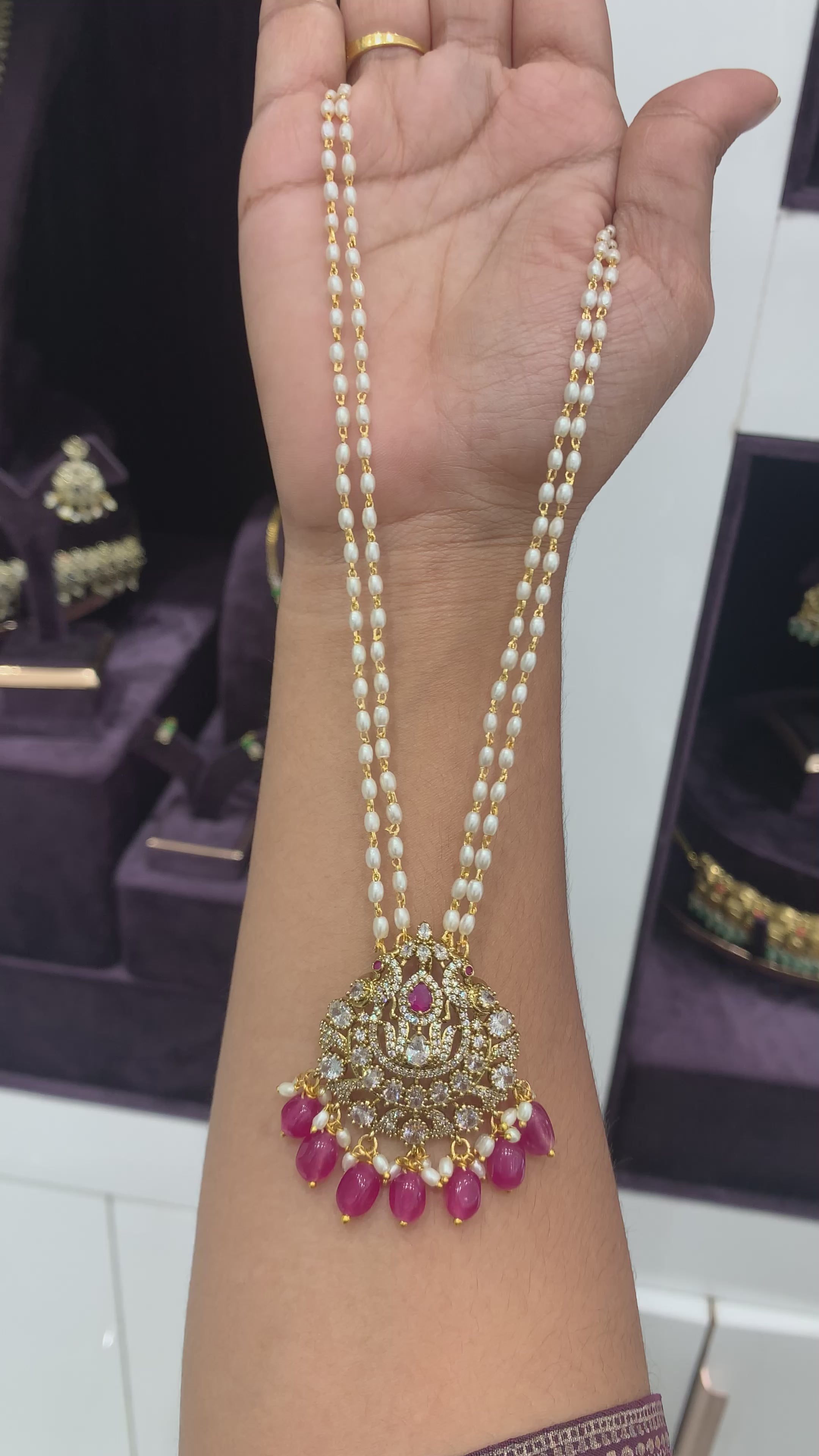 Beautiful Locket with 2 line Rice Pearl Chain – Sujatha Gold Covering Works